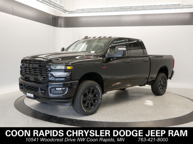 New 2025 Ram 2500 Big Horn Crew Cab in Minneapolis #SG553980 | Coon Rapids Chrysler Jeep Dodge RAM