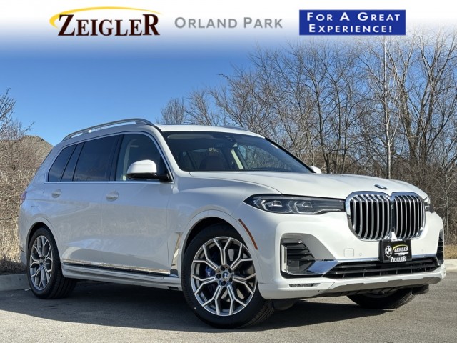Certified Pre-Owned 2022 BMW X7 xDrive40i SUV in Orland Park #BF5570A | BMW of Orland Park