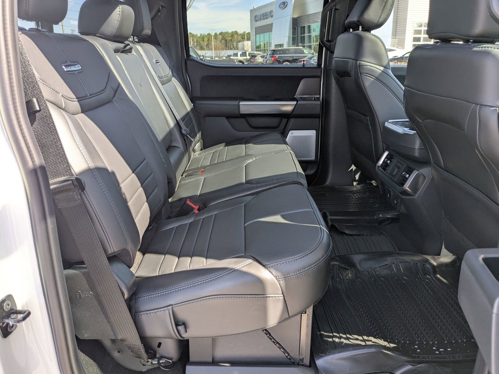 New 2025 Ford F-150 Platinum® SuperCrew® in Smithfield #F232 | Classic ...