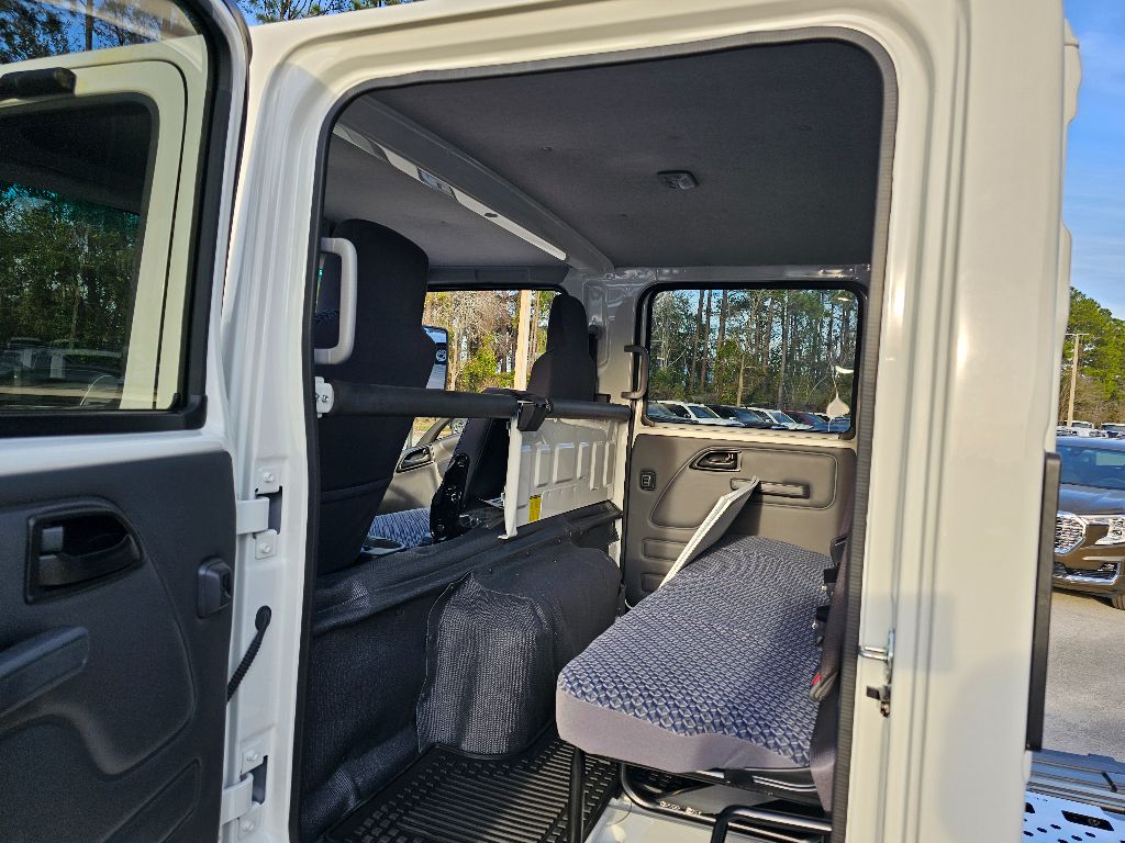 New 2024 Isuzu NQR in Jacksonville #R02021I | Nimnicht Isuzu Trucks