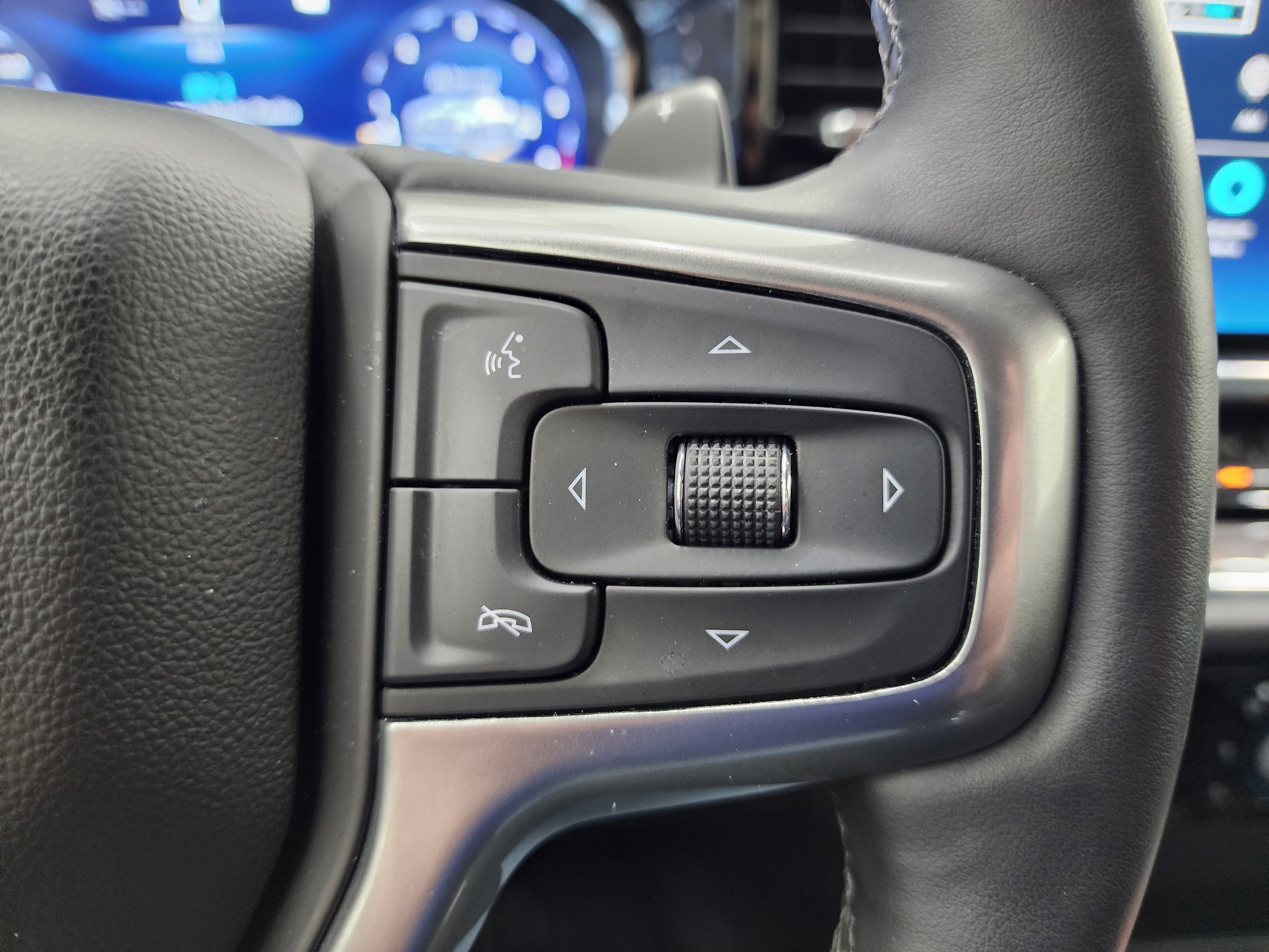 Pre-Owned 2023 Chevrolet Silverado 1500 4×4 Crew Cab LTZ Z71: CREW ...